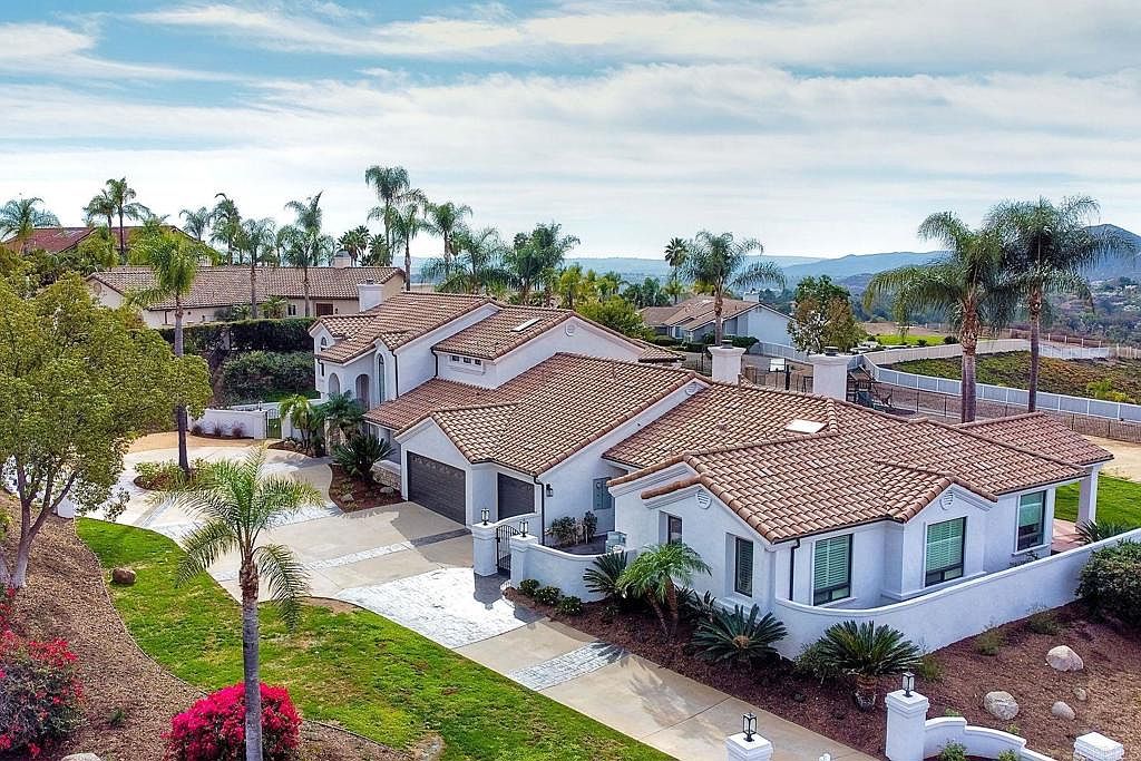 15790 Sunset Dr, Poway, CA 92064 | Zillow
