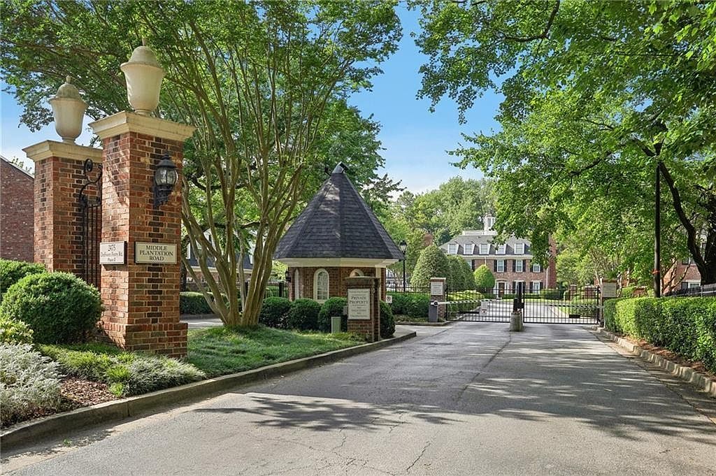 3 Valley Forge Pl NW, Atlanta, GA 30318 | Zillow