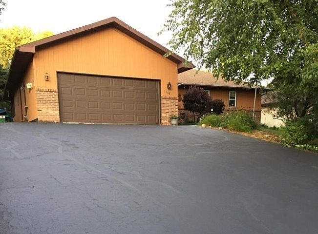 1358 Pier Dr, Davis, IL 61019 | Zillow