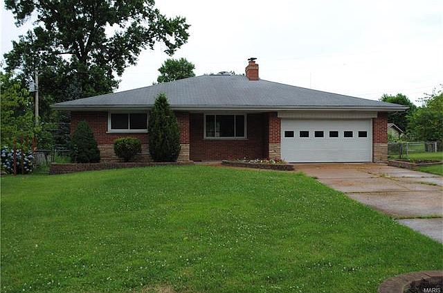 793 Gradient Dr, Saint Louis, MO 63125 | Zillow