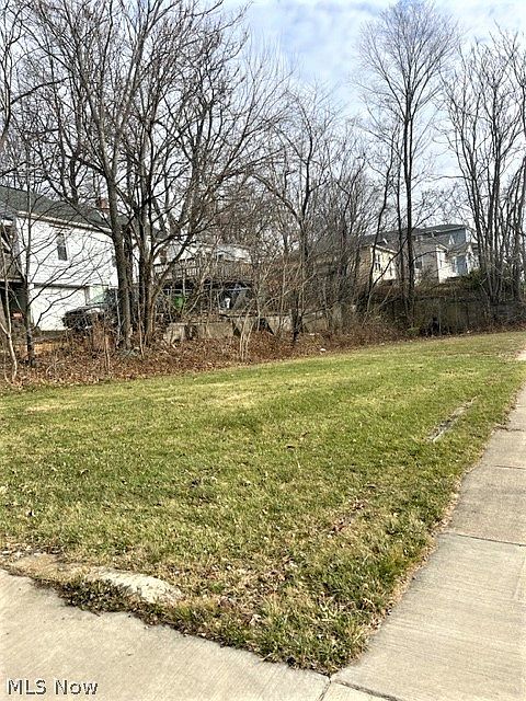 303 W State St, Barberton, OH 44203 | MLS #5044627 | Zillow