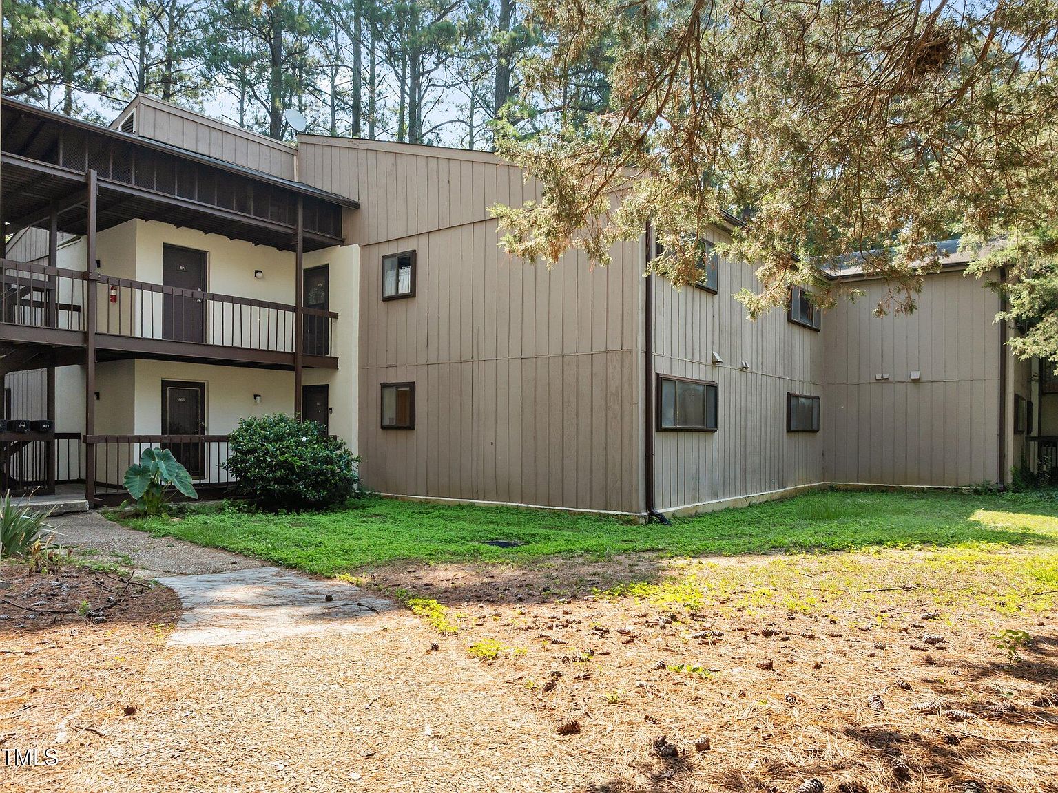 667 Pine Ridge Pl, Raleigh, NC 27609 | MLS #10108820 | Zillow