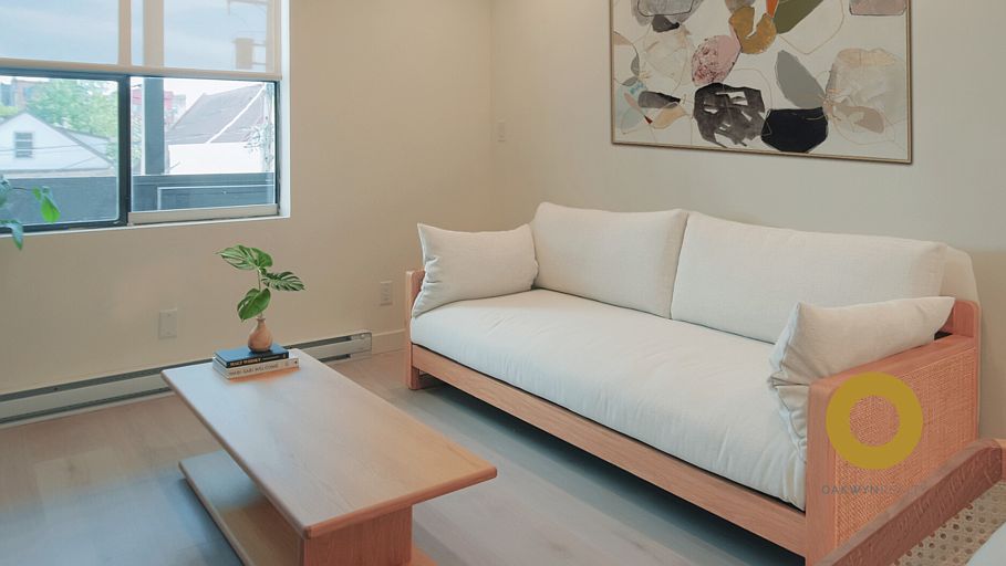 382 Powell St, Vancouver, BC V6A 1G4 | Zillow