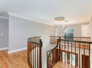 668 Foothill Rd, Bridgewater, NJ 08807 | Zillow