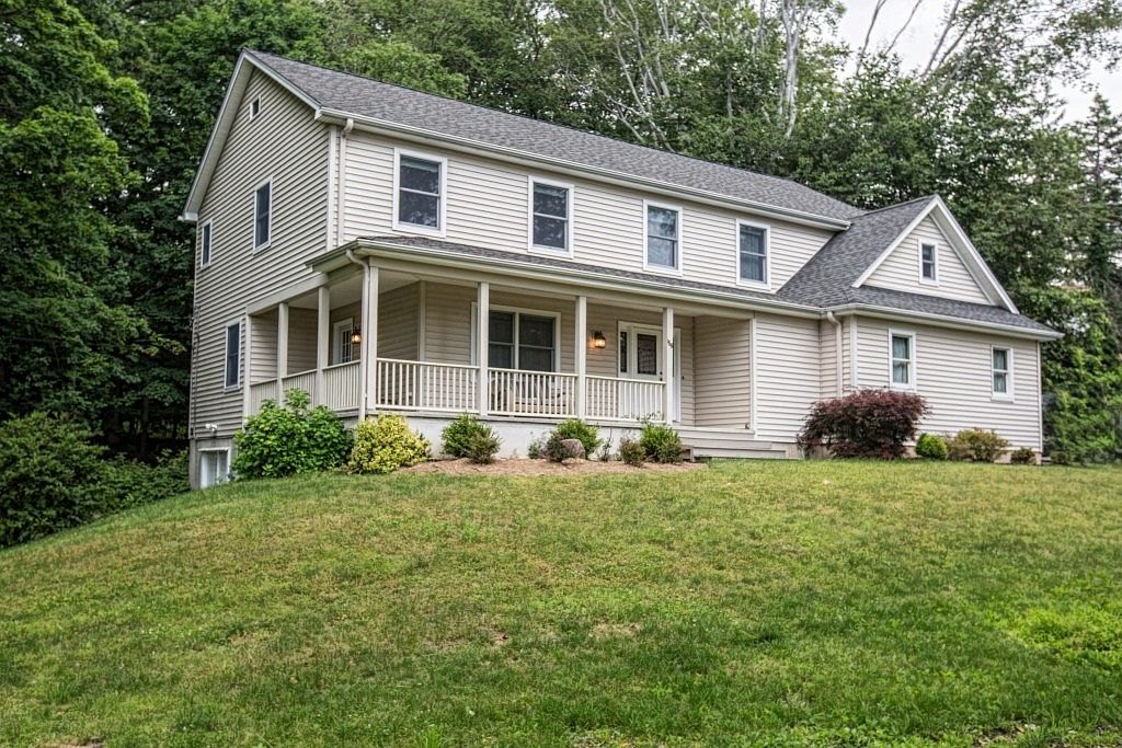 156 Spring Valley Rd, Park Ridge, NJ 07656 | Zillow