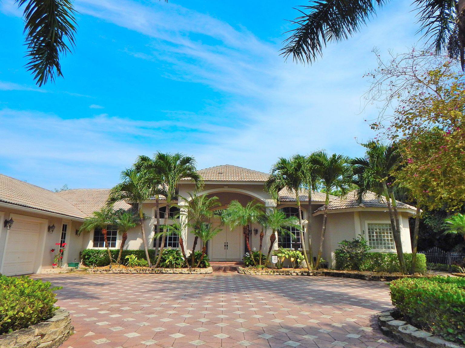 6186 NW 63rd Way, Parkland, FL 33067 | Zillow