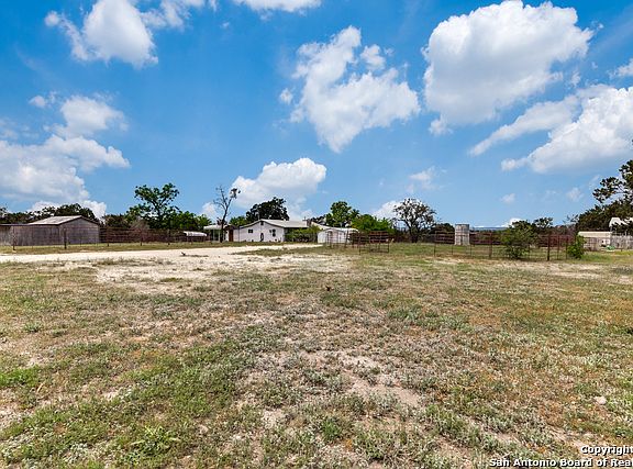 785 FOREST TRAIL DR, Bandera, TX 78003 | MLS #1769089 | Zillow
