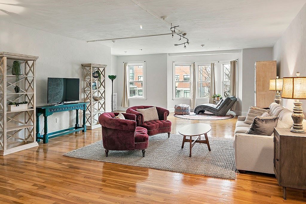 63 Maverick Sq #5, East Boston, MA 02128 | Zillow
