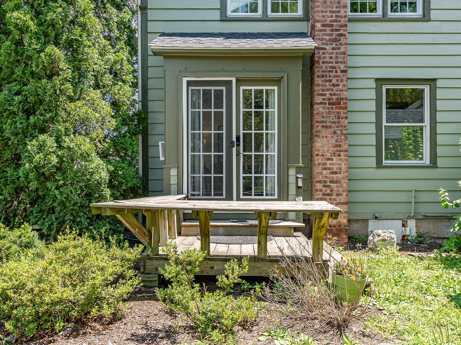 137 Tinker St #4, Woodstock, NY 12498 | Zillow