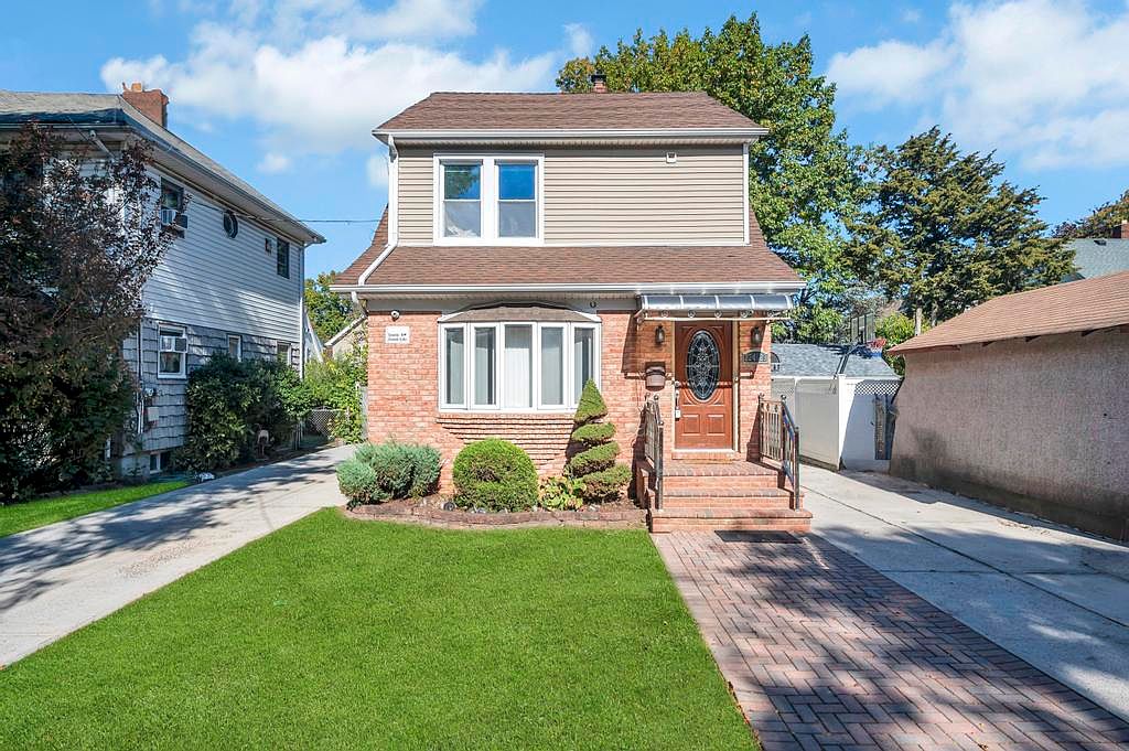 22429 Davenport Ave FLOOR 1, Queens Village, NY 11428 | Zillow