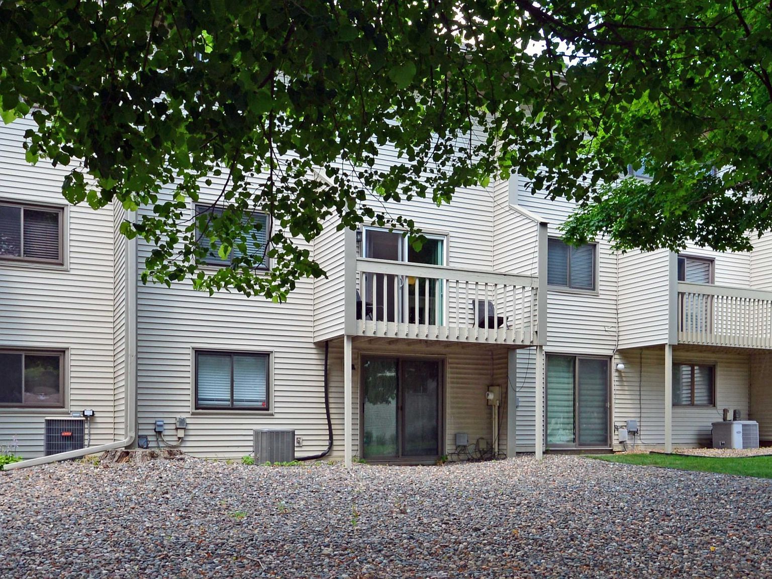 5559 Waldeck Xing, Fridley, MN 55432 | Zillow