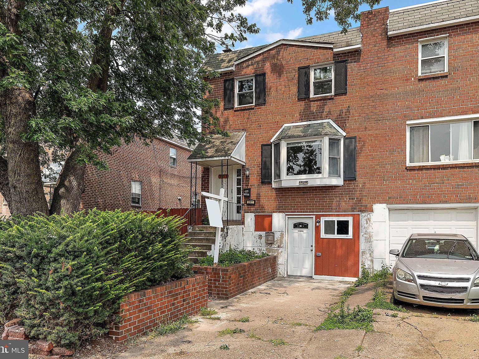 3911 Gideon Rd, Brookhaven, PA 19015 | MLS #PADE2050922 | Zillow