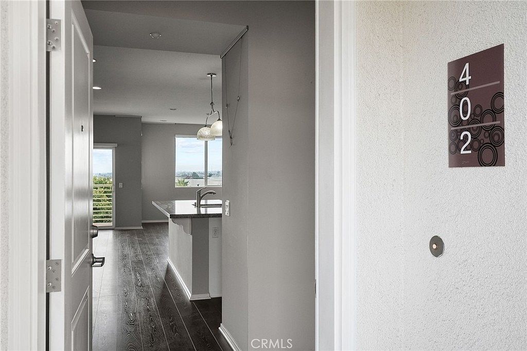 13125 Central Ave UNIT 402, Hawthorne, CA 90250 | Zillow