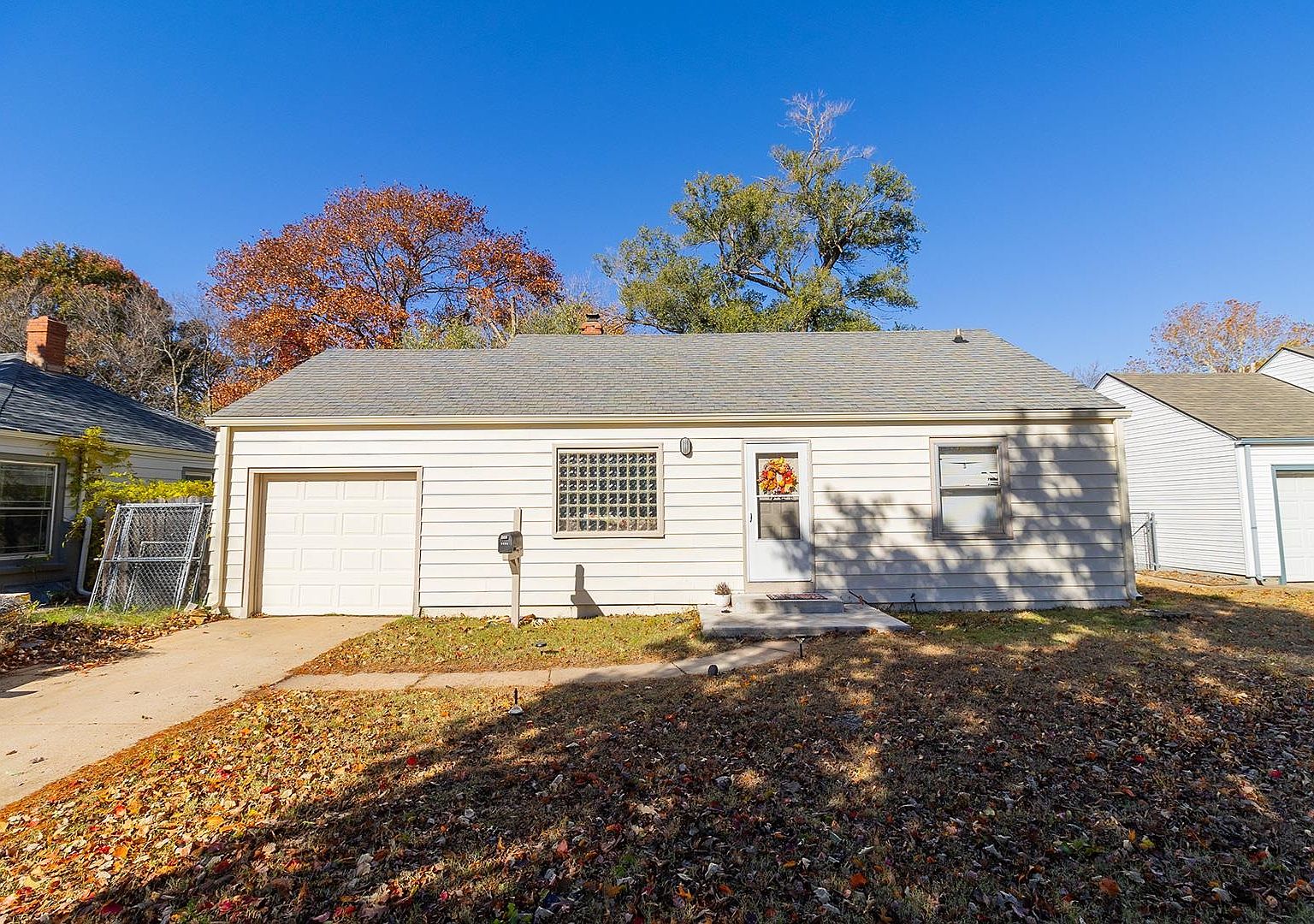 2338 E Menlo Dr, Wichita, KS 67211 | Zillow