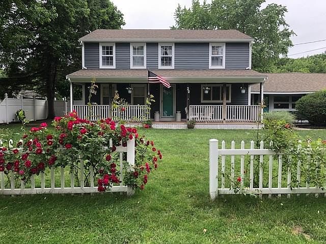 20 Old Reservoir Rd, Cumberland, RI 02864 | Zillow