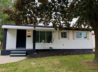 27719 Rockwood St, Saint Clair Shores, MI 48081 | MLS #20251035048 | Zillow