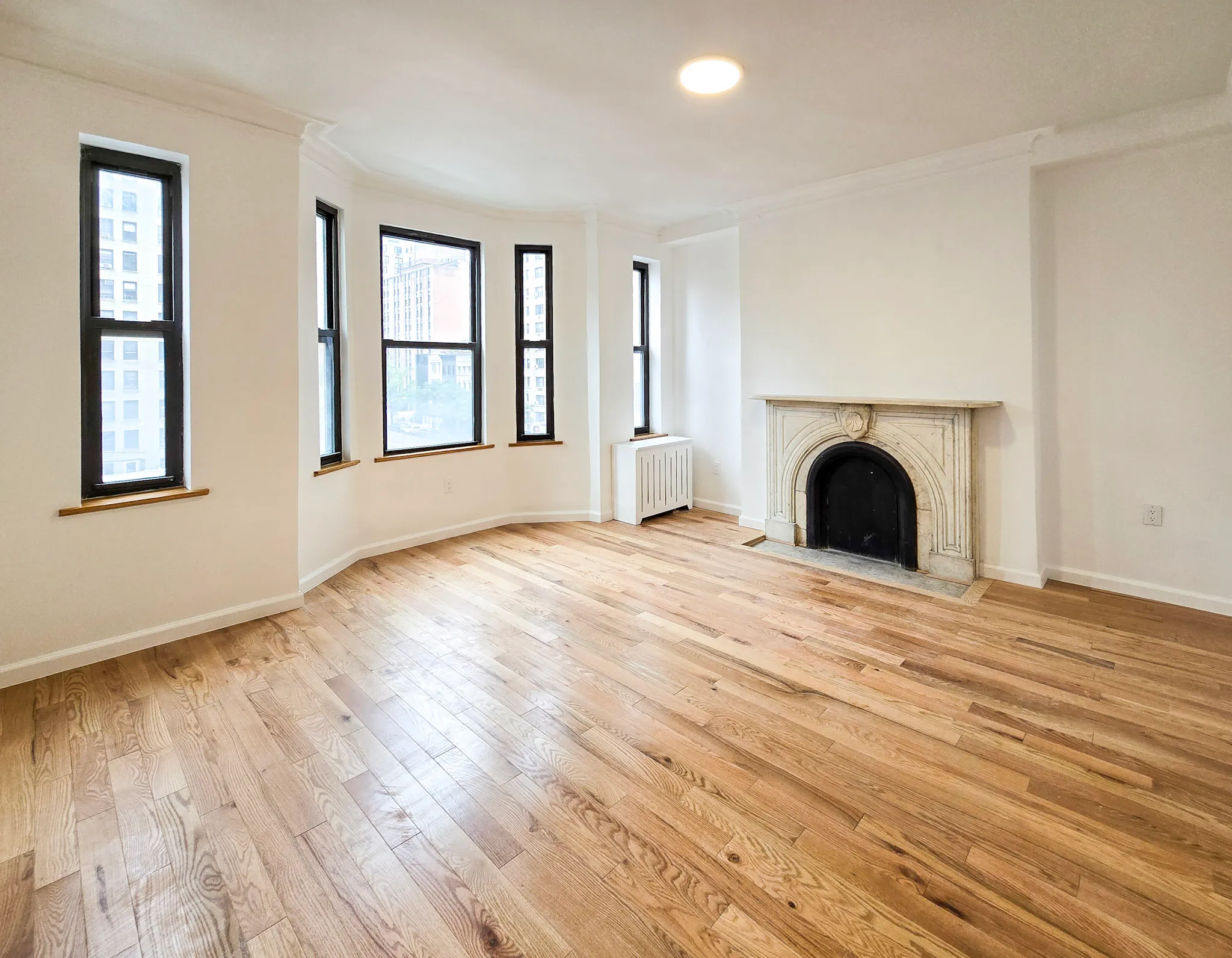 1390 1/2 Second Avenue #4 in Lenox Hill, Manhattan | StreetEasy