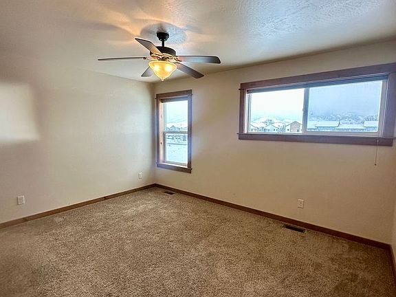 3237-3269 N 27th Ave #D, Bozeman, MT 59718 | Zillow