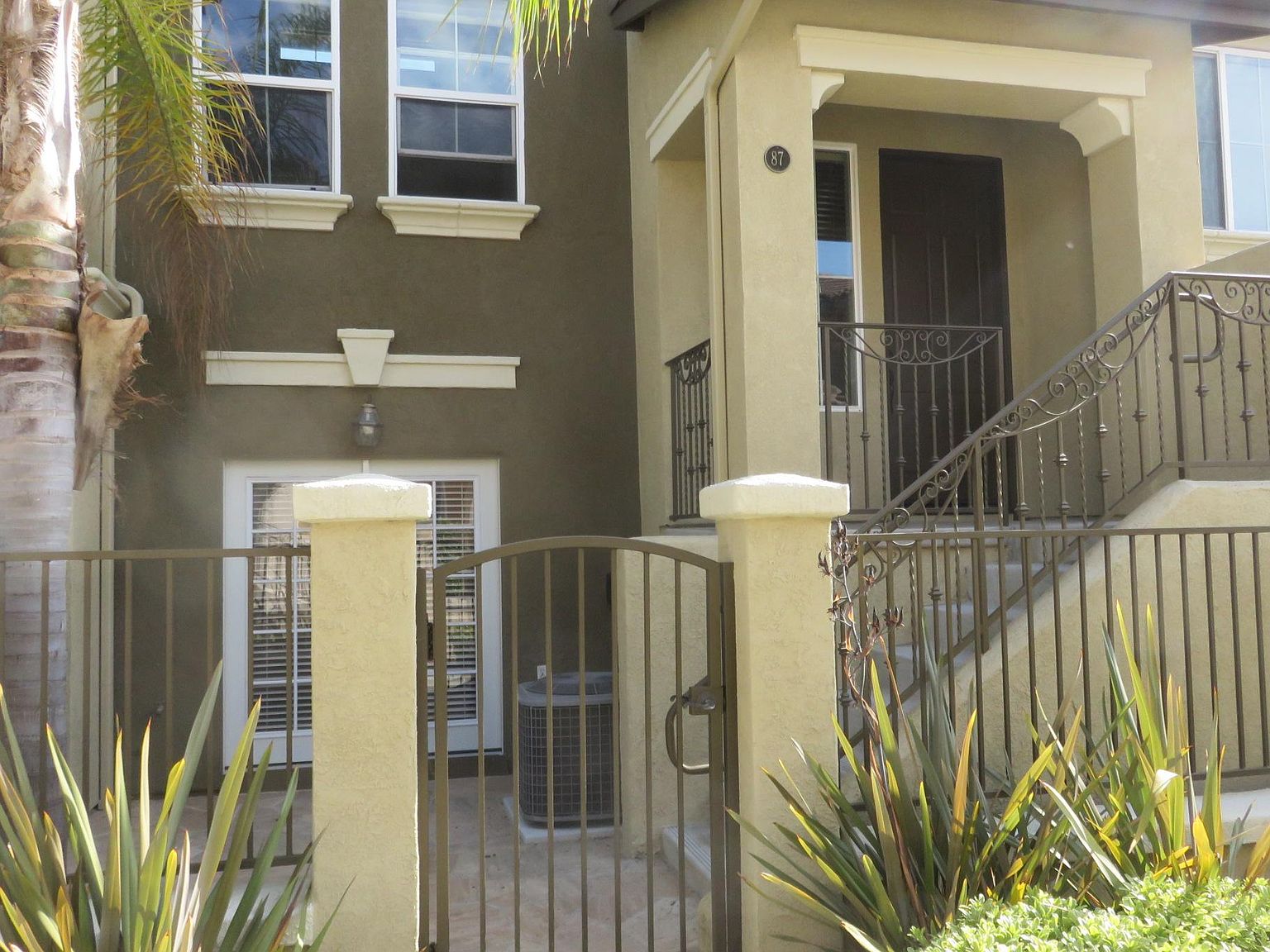 16907 New Rochelle Way UNIT 87, San Diego, CA 92127 | Zillow