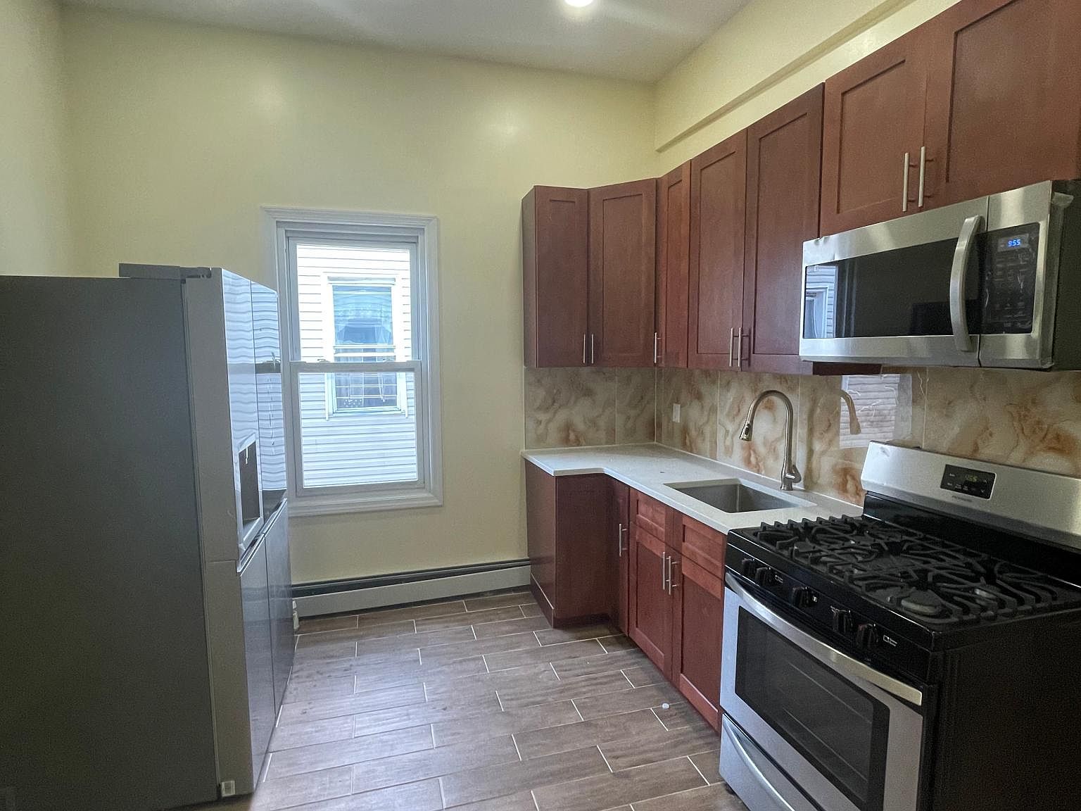 14729 97th Ave FLOOR 2, Jamaica, NY 11435 | Zillow