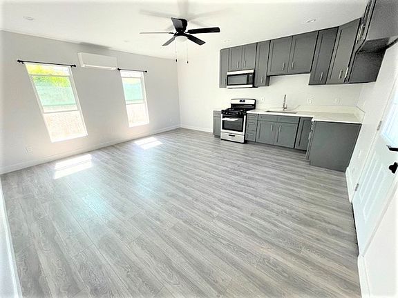 9255 1/2 Maple St, Bellflower, CA 90706 | Zillow