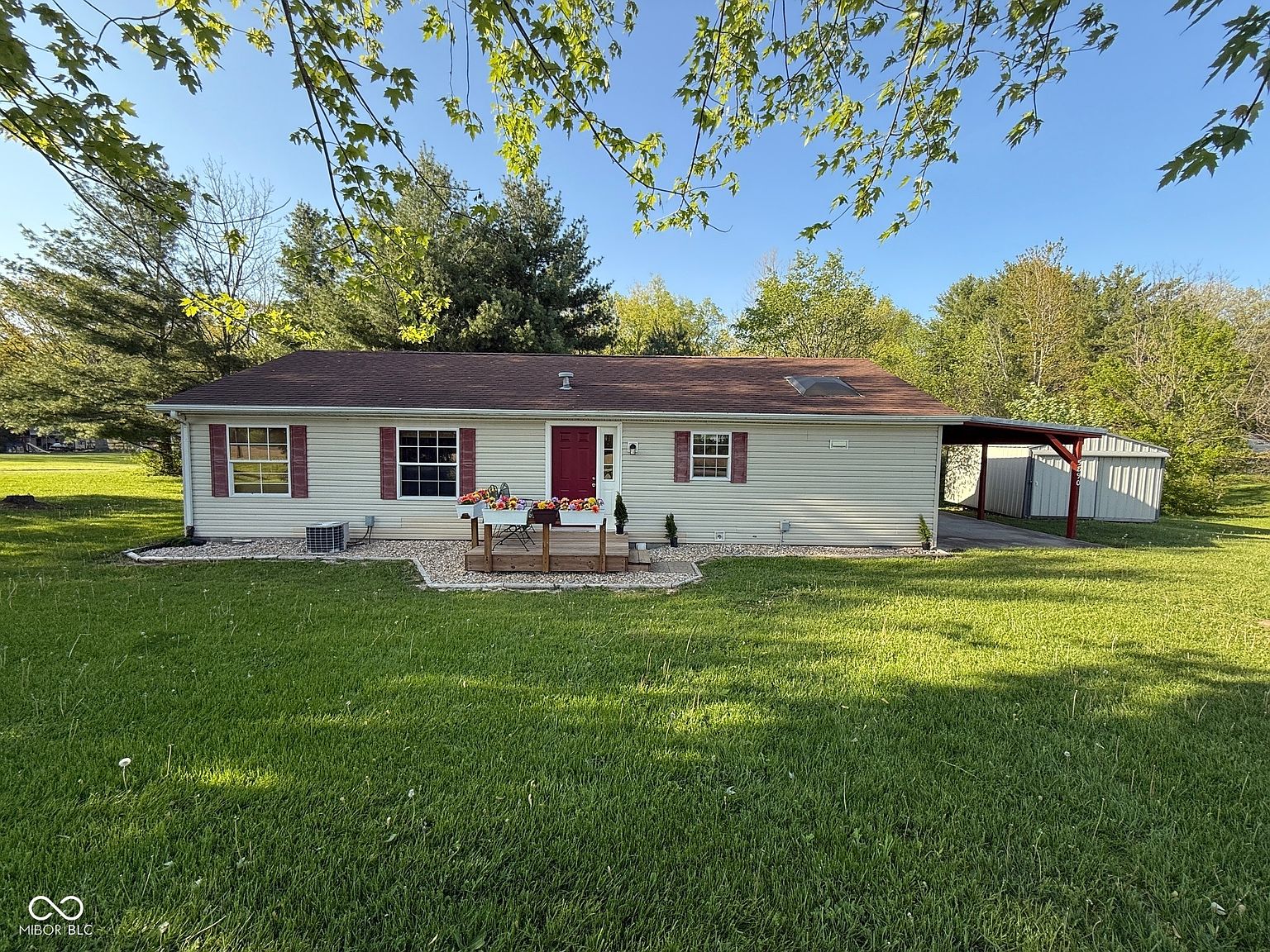 5890 E 390th Rd N, Butlerville, IN 47223 | Zillow