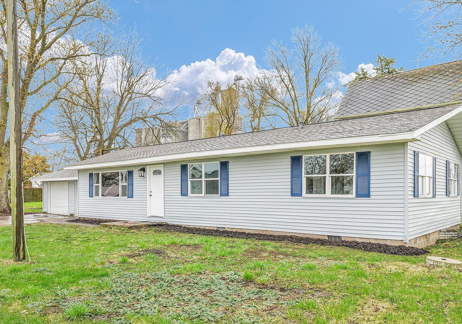 211 3rd St, Dewey, IL 61840 | MLS #12334810 | Zillow