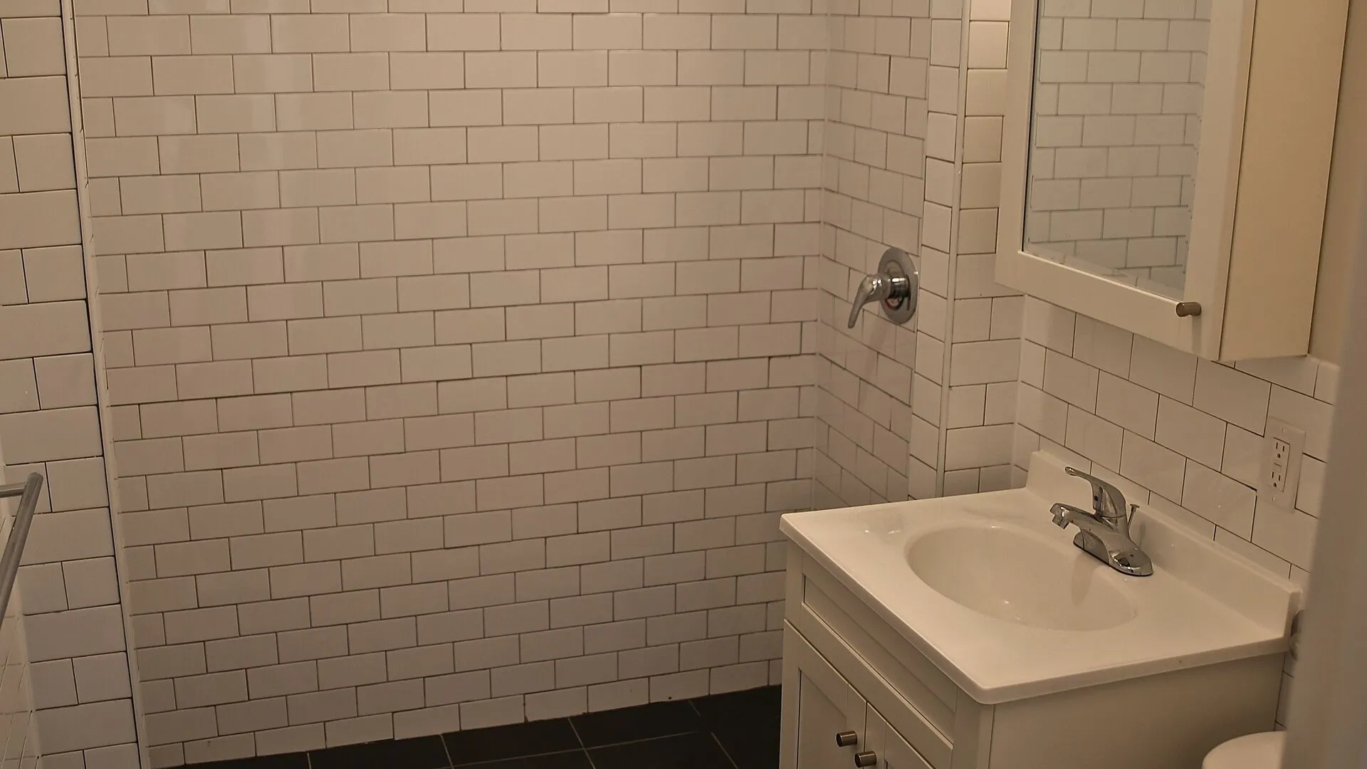 1105 Willoughby Avenue #13 in Bushwick, Brooklyn | StreetEasy