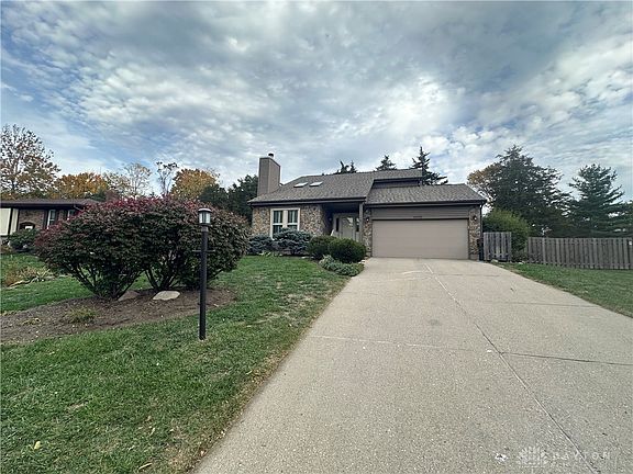 6090 Gentry Woods Dr, Dayton, OH 45459 | Zillow