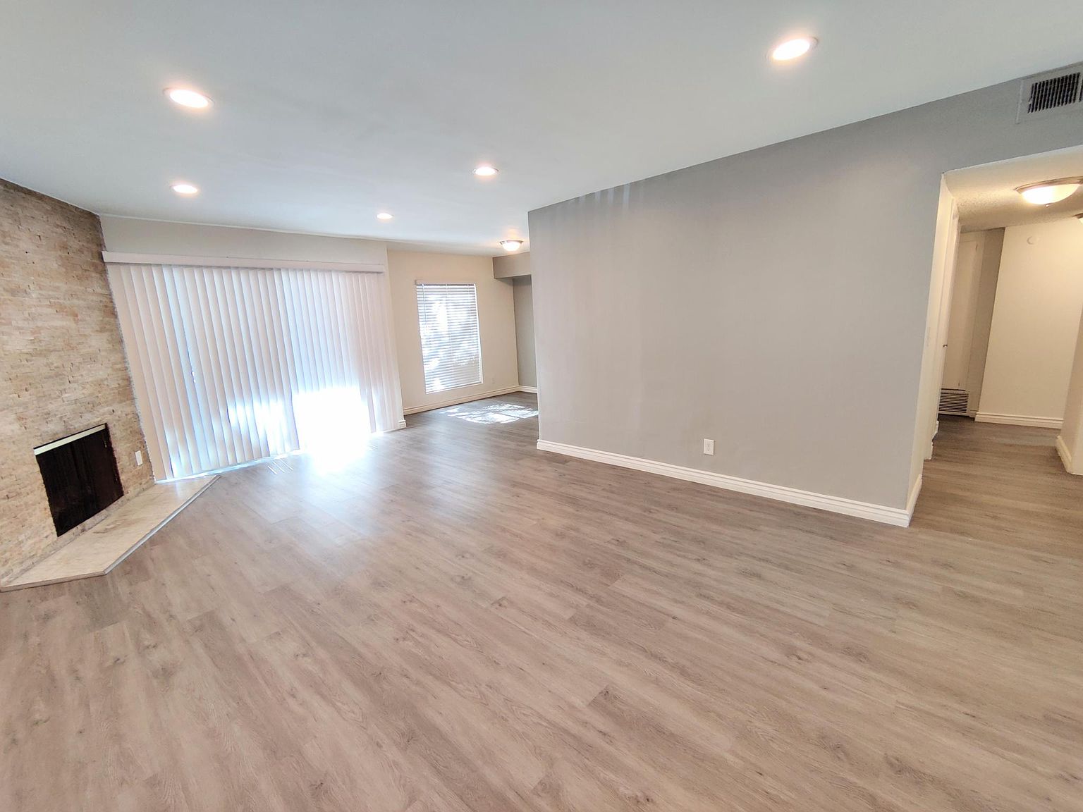 10741 Moorpark St APT 2, North Hollywood, CA 91602 | Zillow