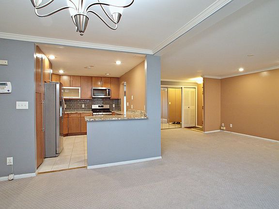 7800 Inverton Rd APT 103, Annandale, VA 22003 | Zillow