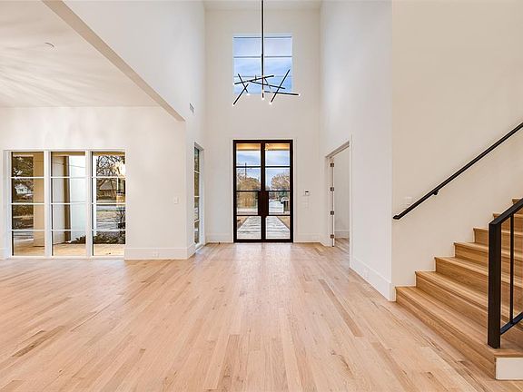 4403 Bluffview Blvd, Dallas, TX 75209 | Zillow