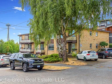 WARD Ward Apartments - 570 Ward St Seattle WA | Zillow