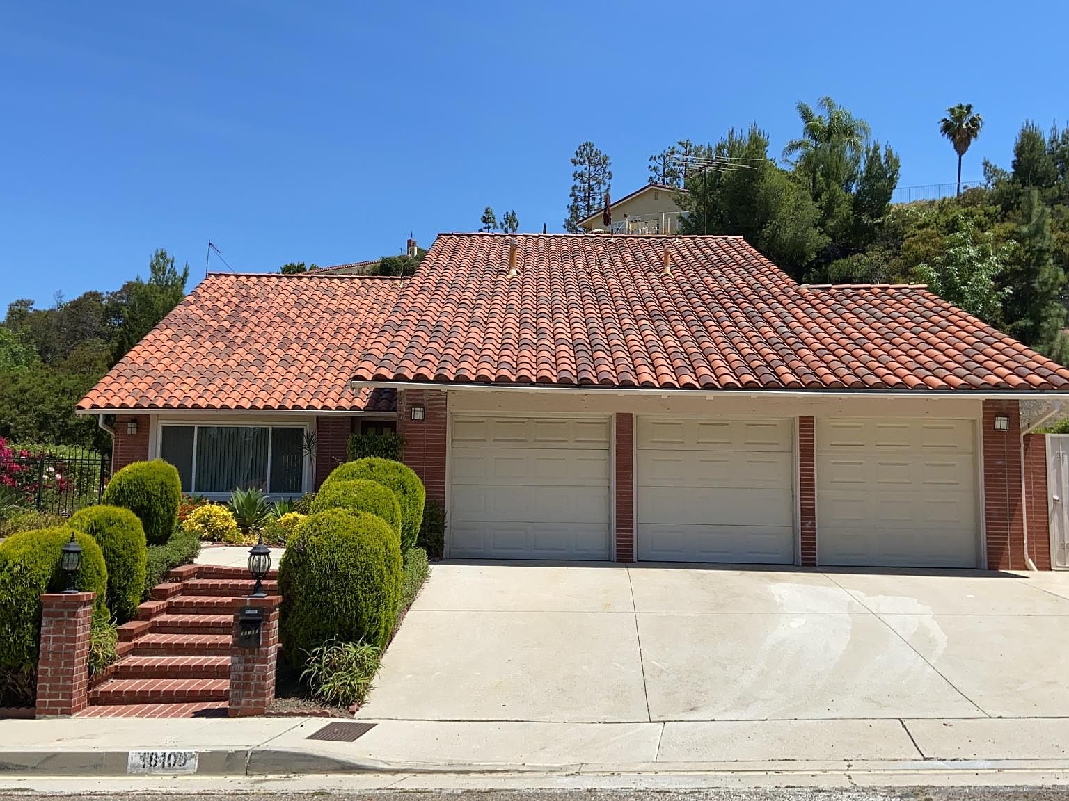 18100 Deer View Ct, Encino, CA 91316 | Zillow