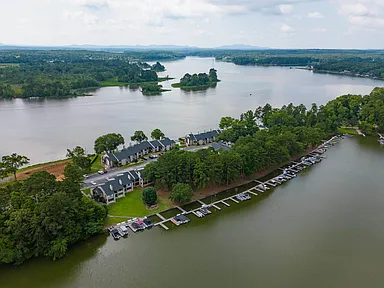 404 Paradise Isle Riverside AL | Zillow