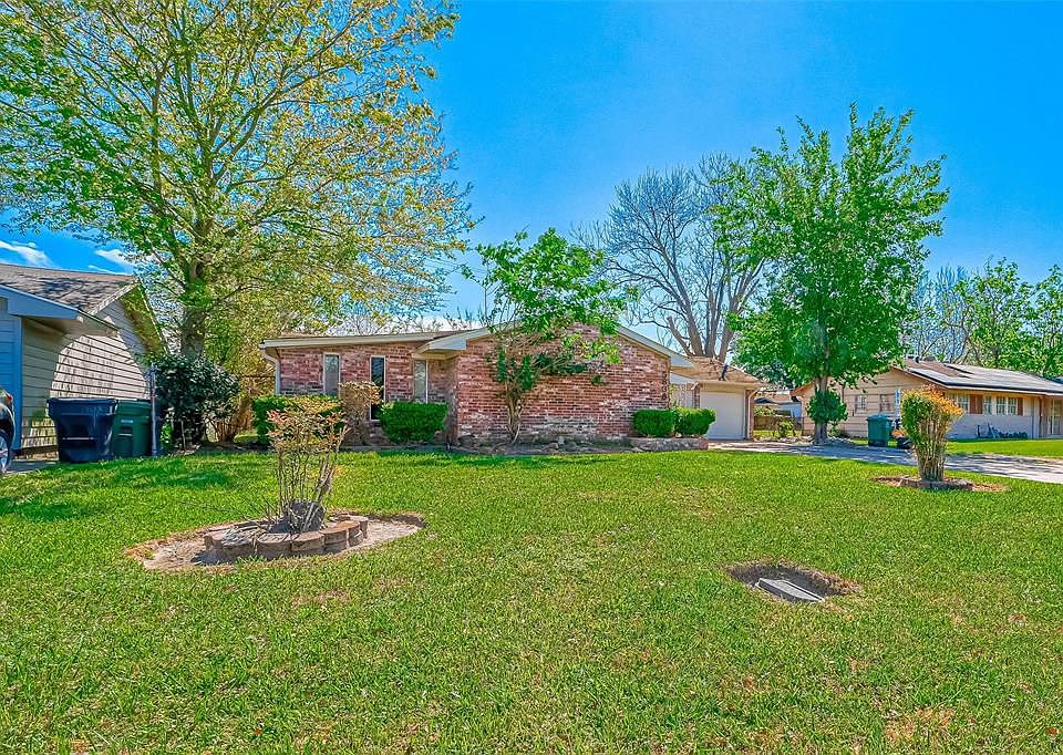 5838 Reed Rd, Houston, TX 77033 | Zillow