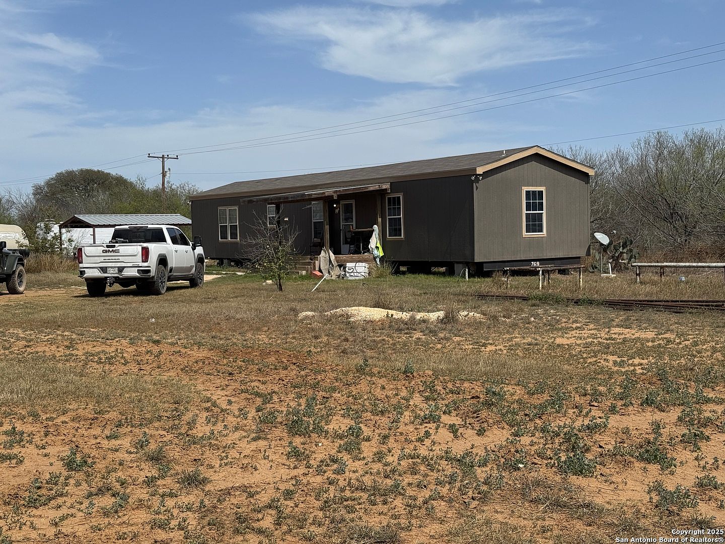 94 E 3rd, Leming, TX 78050 | Zillow