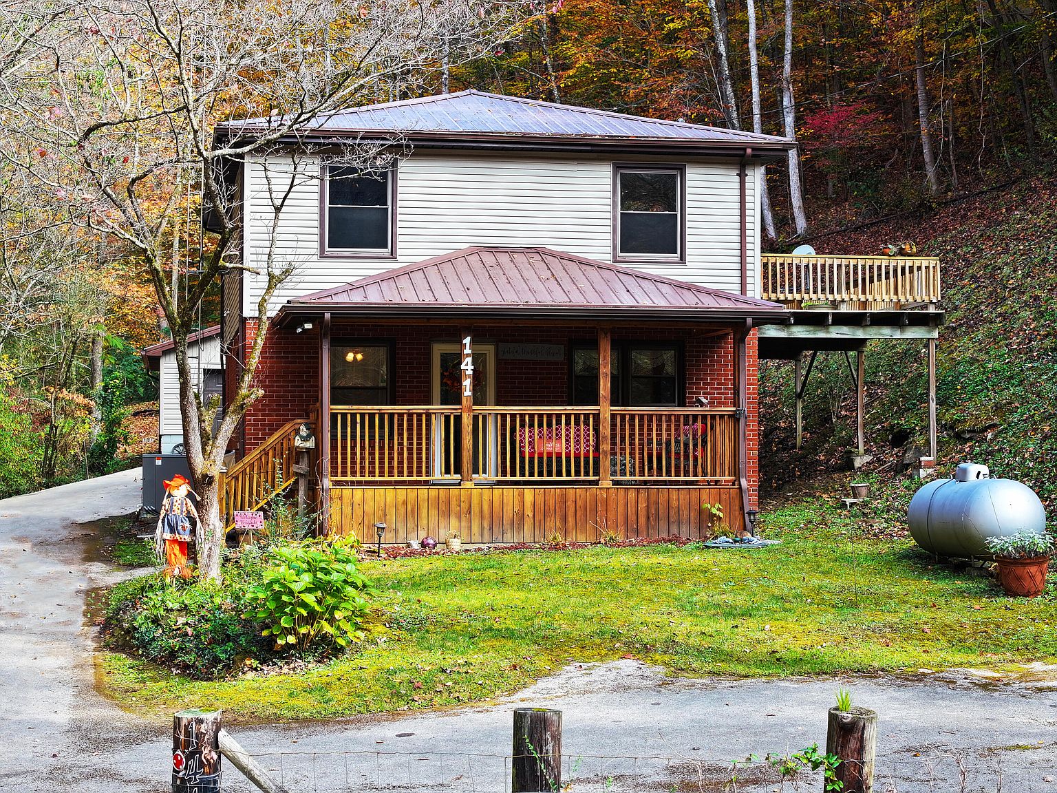 141 Saul Johnson Br, Pikeville, KY 41501 | Zillow