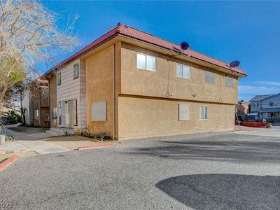 2915 Cedar Ave UNIT 2C, Las Vegas, NV 89101 | MLS #2472400 | Zillow
