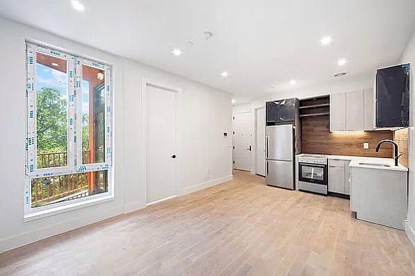 141 Frost St APT 2L, Brooklyn, NY 11211 | Zillow
