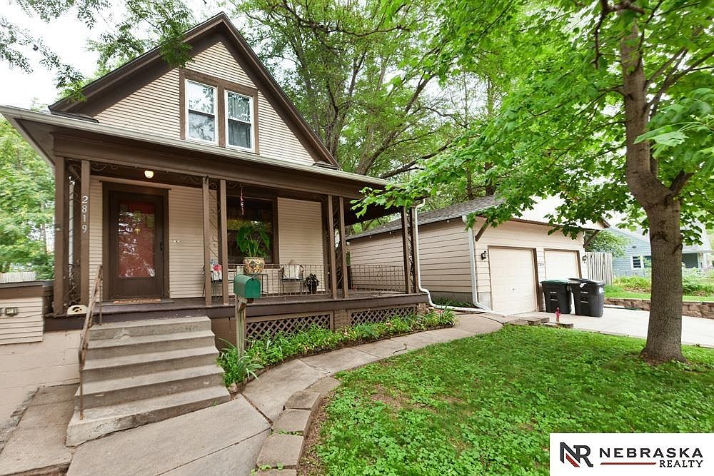 2819 N 68th St, Omaha, NE 68104 | Zillow