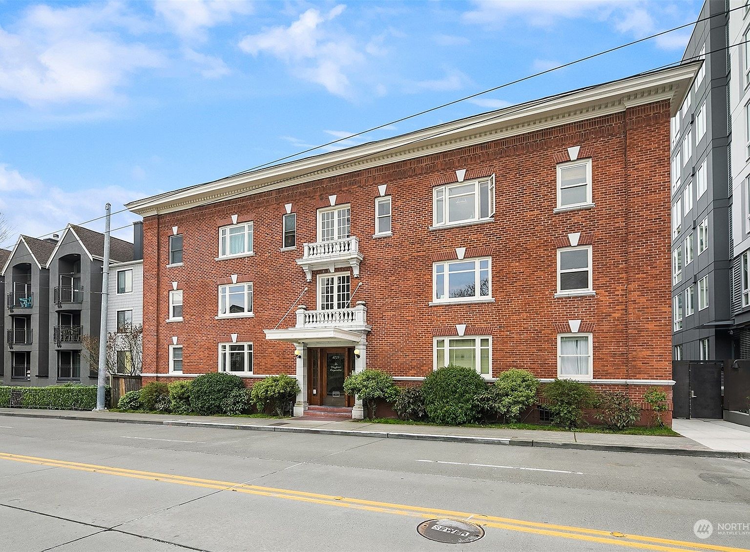 4725 15th Avenue NE #11, Seattle, WA 98105 | Zillow