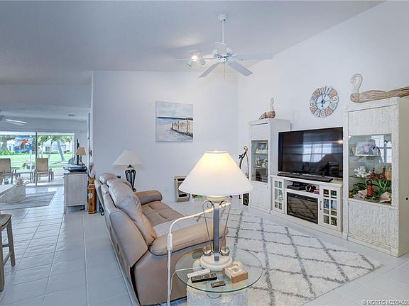 8285 SE Double Tree Dr, Hobe Sound, FL 33455 | MLS #M20045602 | Zillow