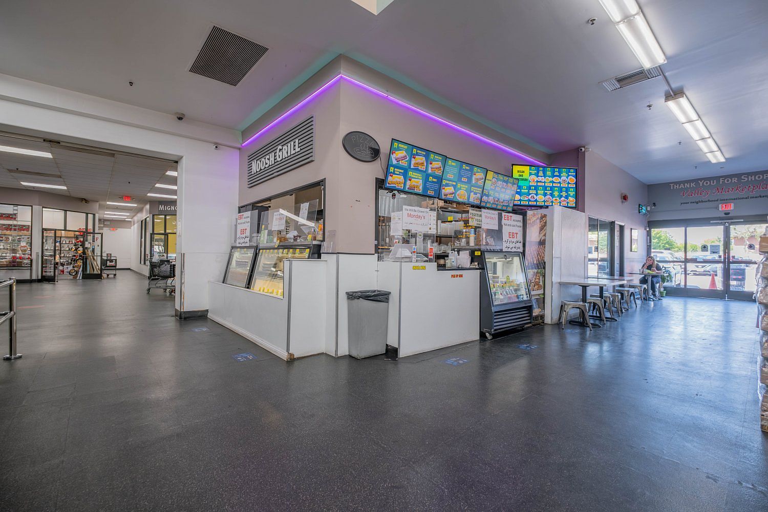 18345 Vanowen St, Reseda, CA 91335 | Zillow