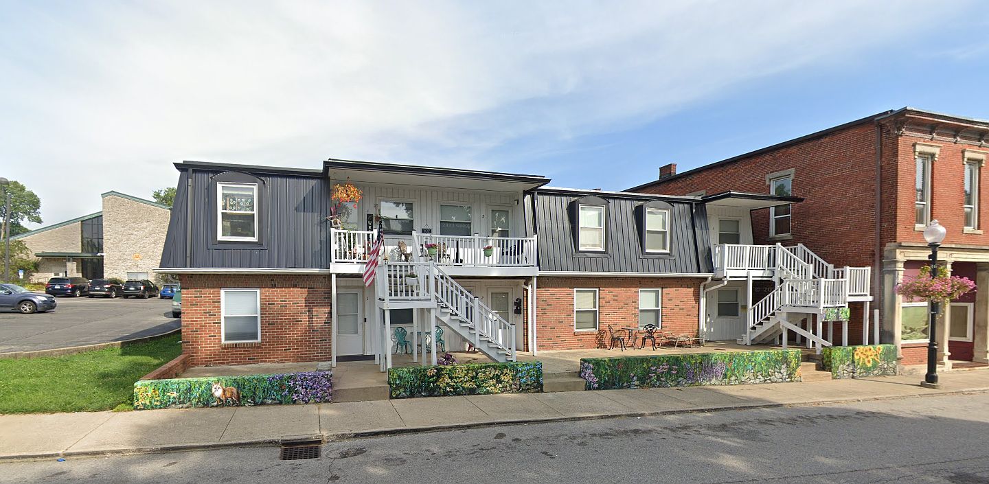 109 N Sale St APT 1, Ellettsville, IN 47429 | Zillow