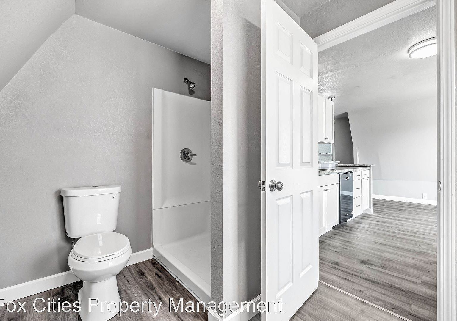 1109 Day St, Green Bay, WI 54302 | Zillow