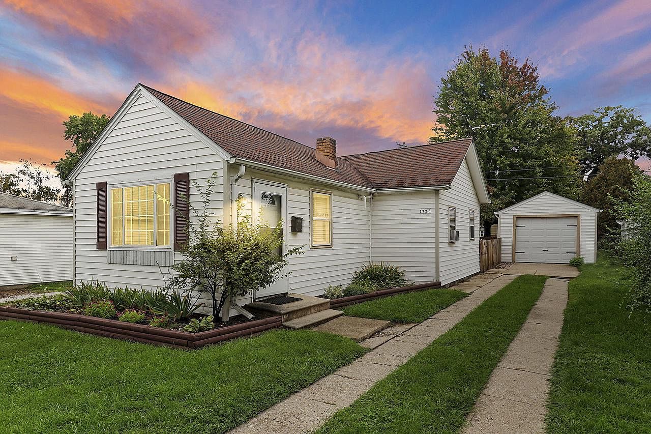 7725 Pershing BOULEVARD, Kenosha, WI 53142 | Zillow