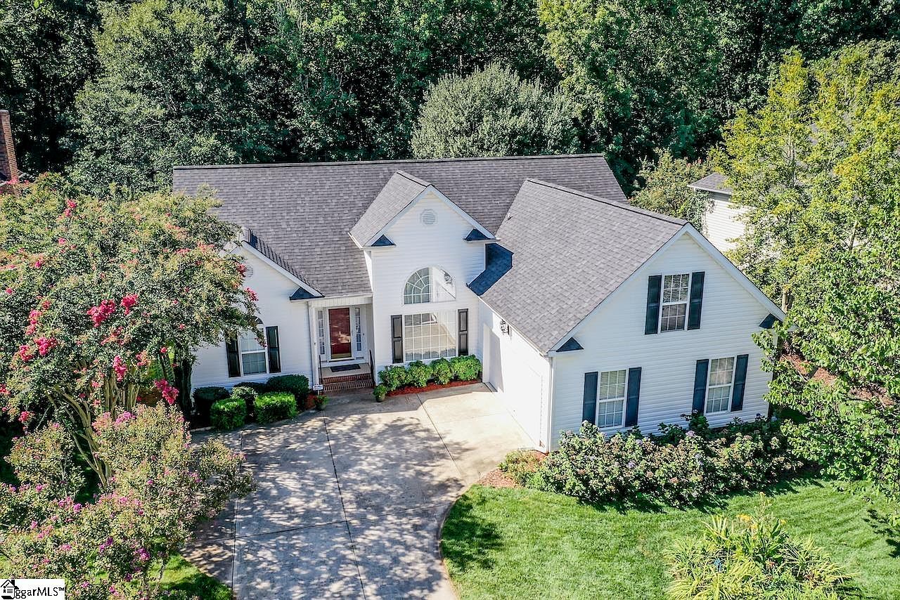 8 Dapple Gray Ct, Simpsonville, SC 29680 | Zillow