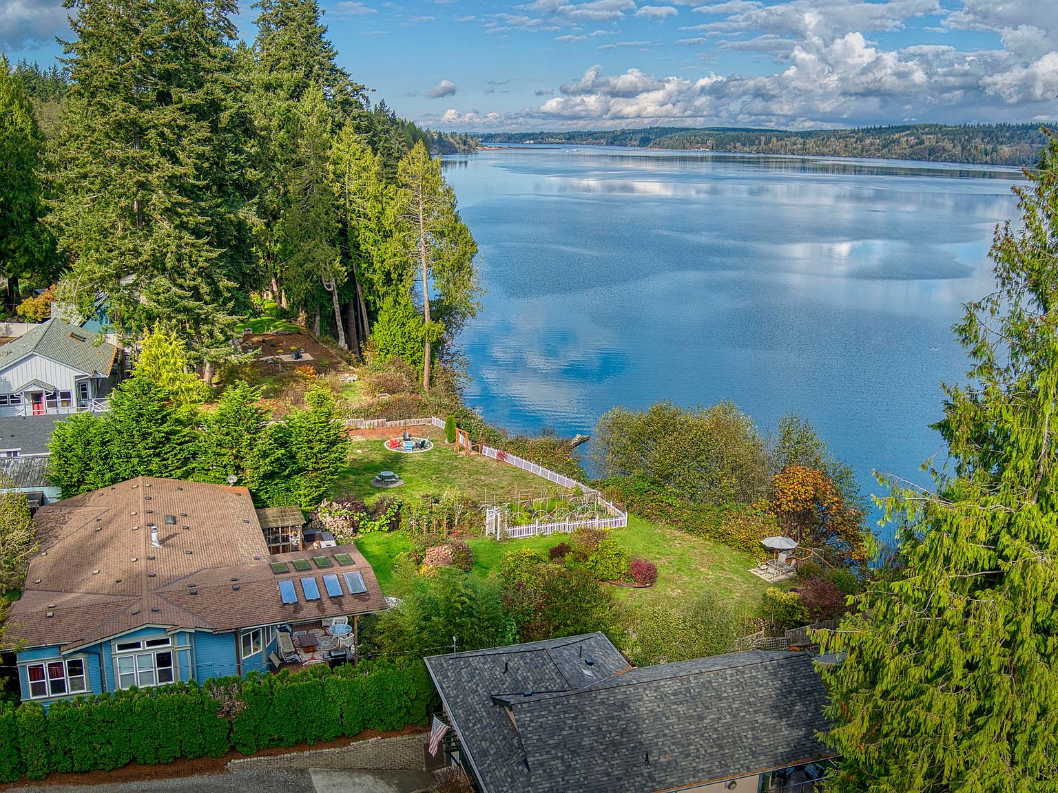 28680 State Highway 104 NE, Kingston, WA 98346 | Zillow