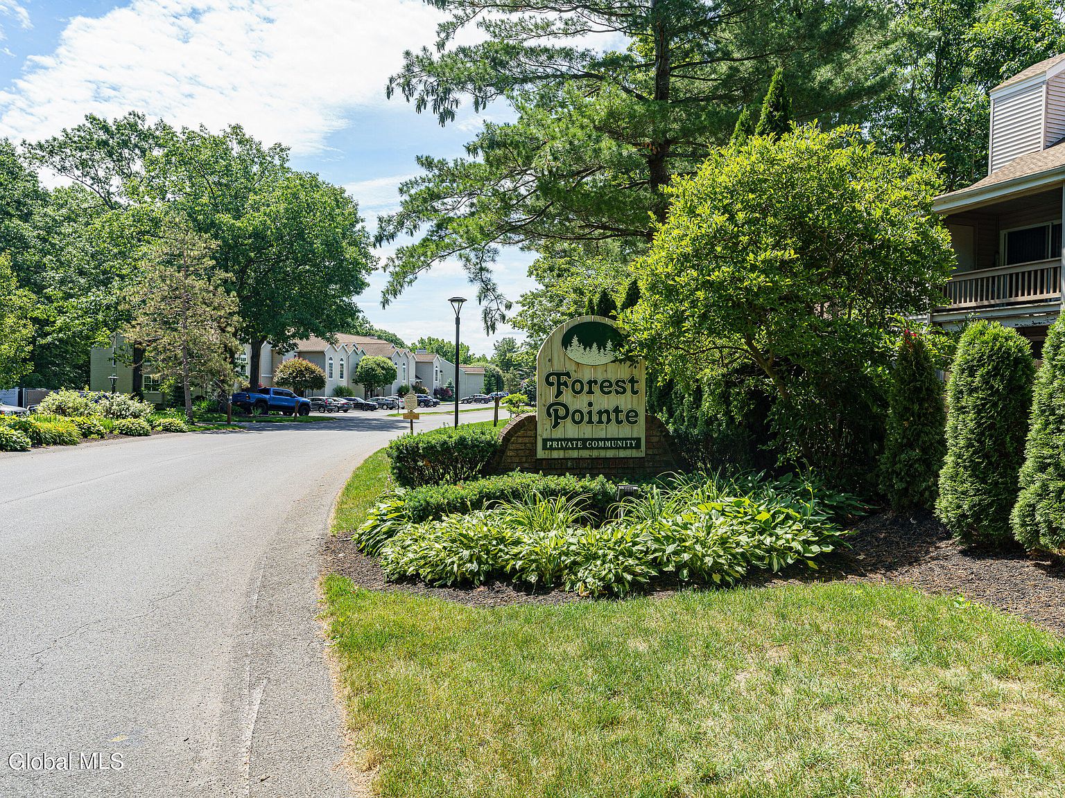 5209 S Forest point Pointe Drive S Drive, Clifton Park, NY 12065 | Zillow